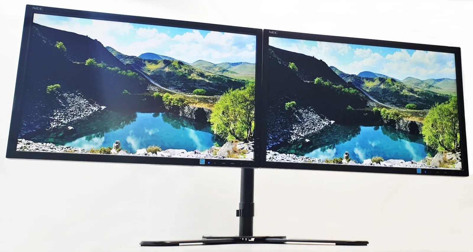 2×22″ Dual Screen Monitor Bundle – (1680 x 1050) – 2xHDMI – Specola